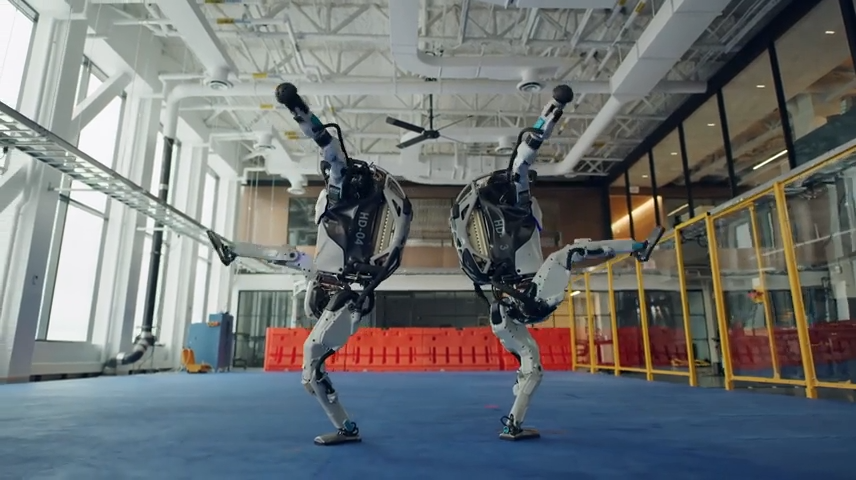 Boston Dynamics - Tancující roboti | Stream